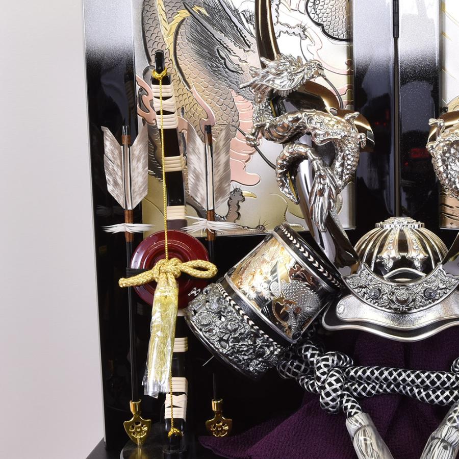 五月人形 コンパクト お祝い 兜飾り 収納飾り 銀巻龍 煌 銀ぼかし 弓太刀付き カッコいい 端午の節句 おしゃれ 2711-02 2024