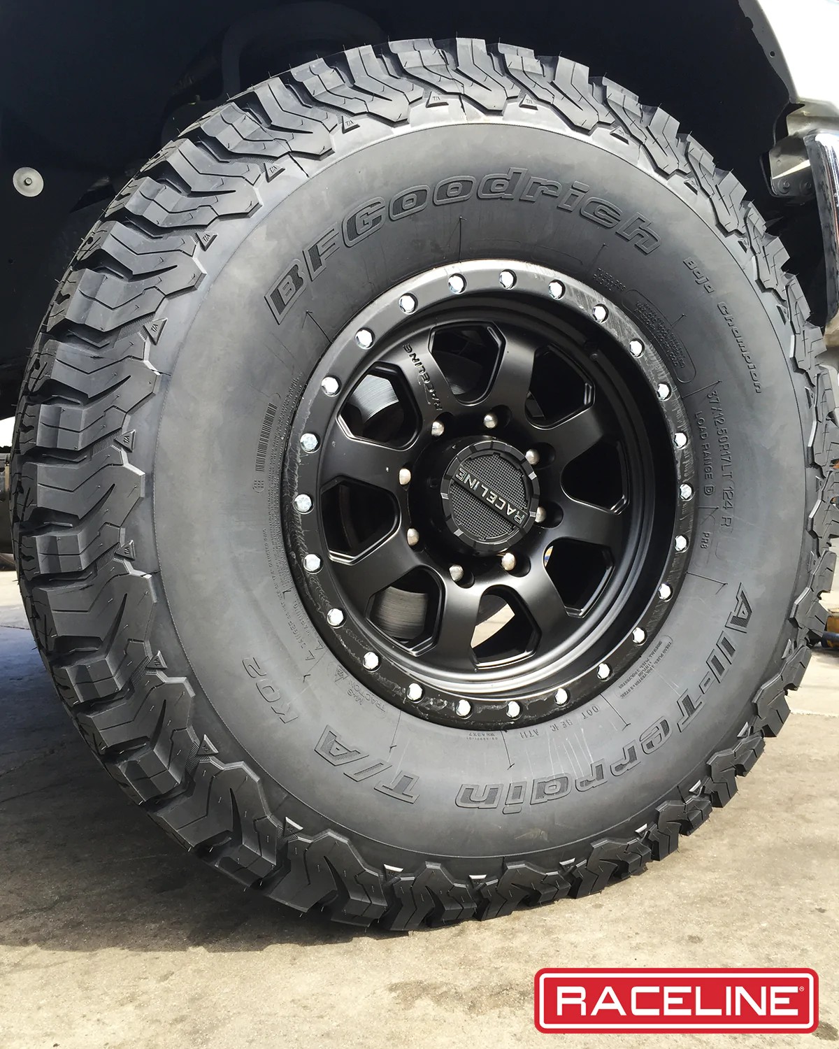 RACELINE 929B Avenger satin Black 79050 -12 17インチ | Jeep | 4x4CRAZE