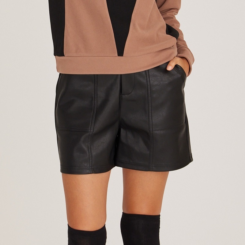 フェイクレザーショートパンツ | Merry Christmas SALE対象商品【レディース】 | DELSOL GOLF