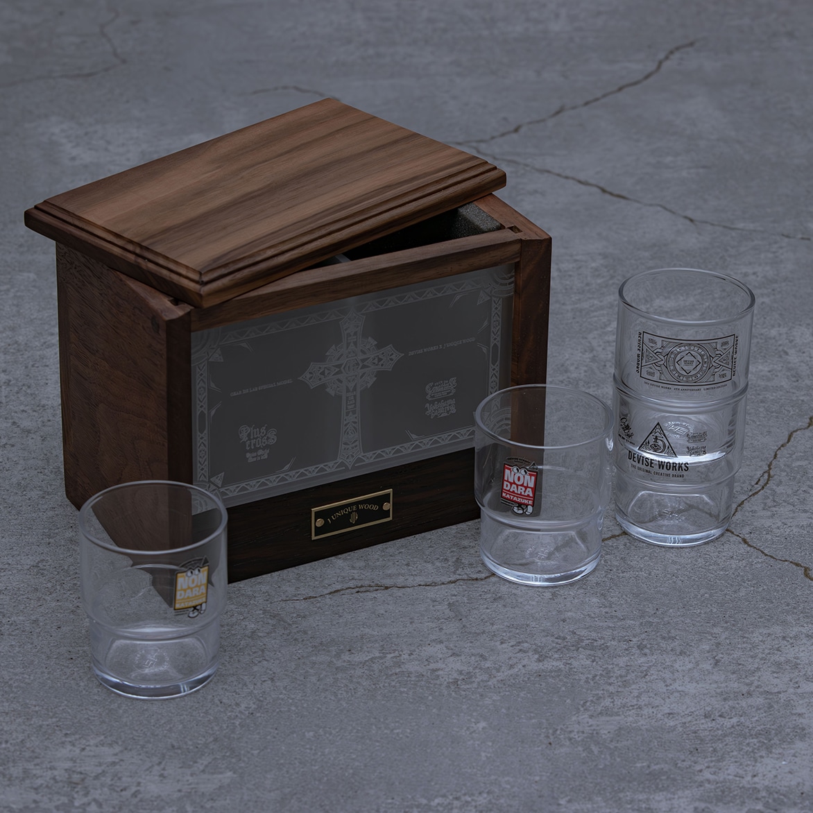 GLASS CASE BOX | DEVISE WORKS | キャンプ用品