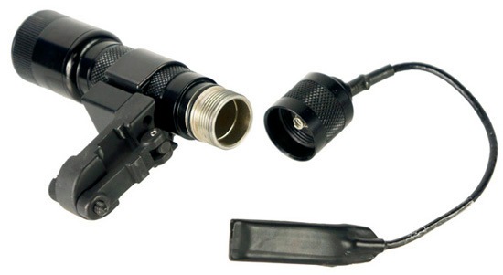 16112296 激レア!! SUREFIRE製 6Pベース・COLTライフルウェポンライト *旧型／M25／リモートスイッチ | すべての ...