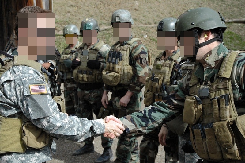 21040570-2 EAGLE MAR-CIRAS リリーサブルボディーアーマーベスト *カーキ／Sサイズ／2007年製バックル／【管B1 ...