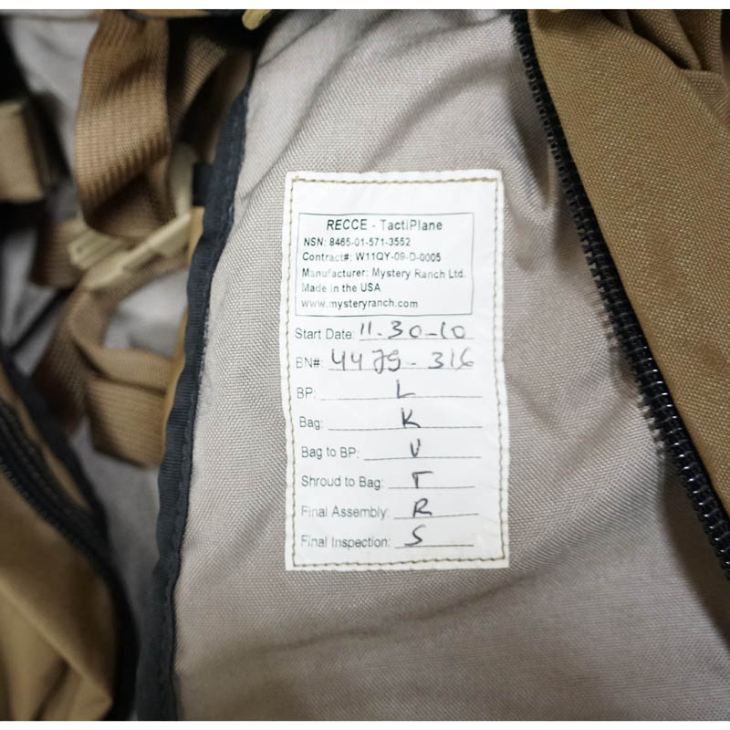18069187 レア!! MYSTERY RANCH RECCE（偵察）TACTIPLANE バックパック *コヨーテ／Mサイズ／容量 ...