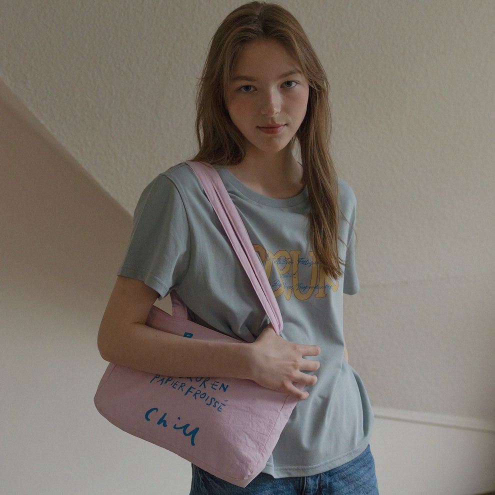 [HOTEL827] Paper Heart Puffer バッグ - Pink | CATEGORY,WEARABLE,bag | gamsung. 感性空間-韓国雑貨通販