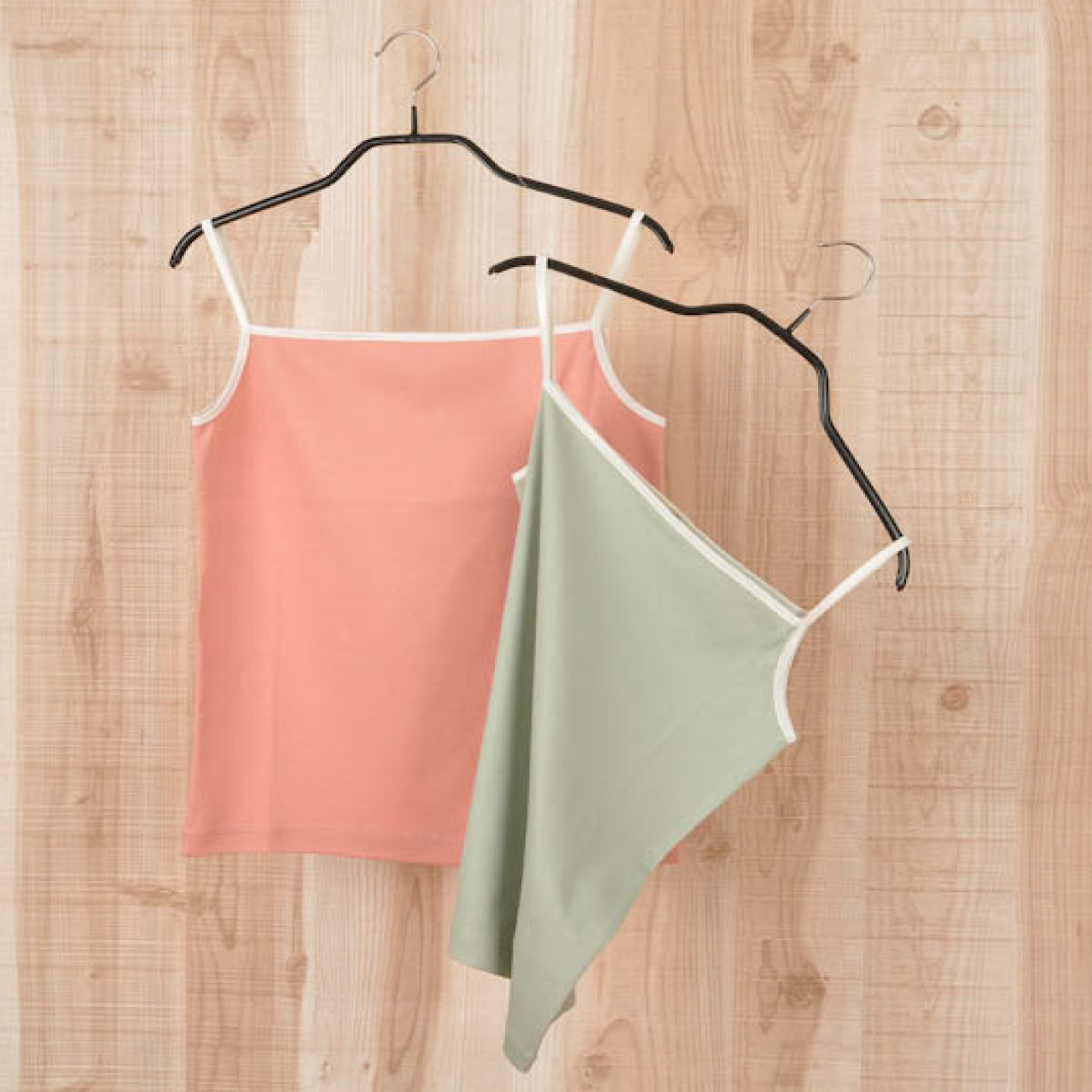 シルエット36 10P レッド | ドイツ製マワハンガー 公式オンラインショップ - MAWA