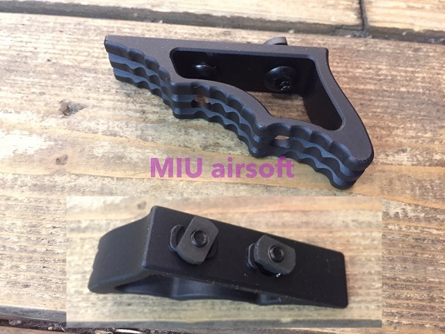 Emarson M-LOK AFG ﾌｫｱｸﾞﾘｯﾌﾟ BK | メーカー別,EMERSON | MIU AIRSOFT