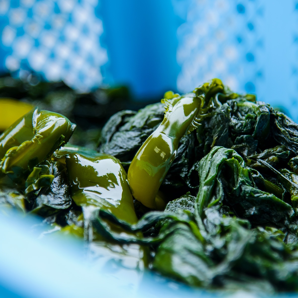 国東天然わかめ（糸造り）