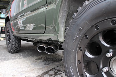 【64ジムニー】 サイド出しマフラー 適合車両型式 3BA-JB64W | SUXONマフラー,スズキ,ジムニー | SUXON RACING