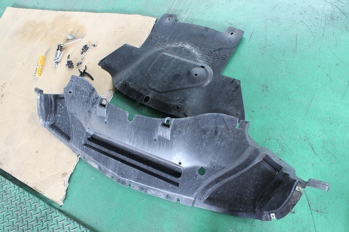 ダッジチャレンジャーSXT 牽引フック取付 【型式：－】 | ワンオフ製作事例 | SUXON RACING