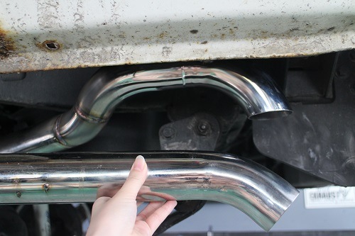 トヨタ ランクル70 SUXONマフラー加工 【型式：HZJ77V】 | ワンオフ製作事例 | SUXON RACING