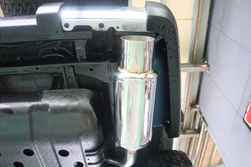 トヨタ ランクル95プラド マフラー取付 【型式：E－RZJ95W】 | ワンオフ製作事例 | SUXON RACING
