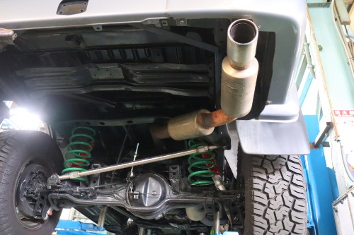 トヨタ ランクル80 ワンオフマフラー 【型式：―】 | ワンオフ製作事例 | SUXON RACING