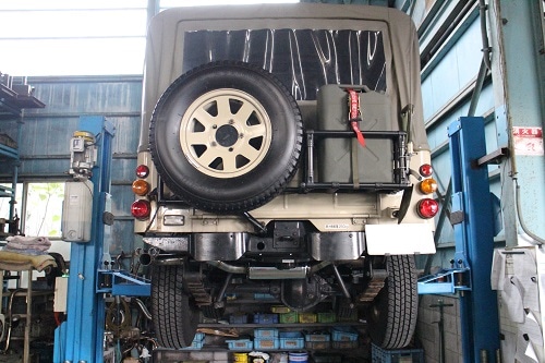 三菱 ジープ ワンオフ マフラー 【型式：J55】 | ワンオフ製作事例 | SUXON RACING