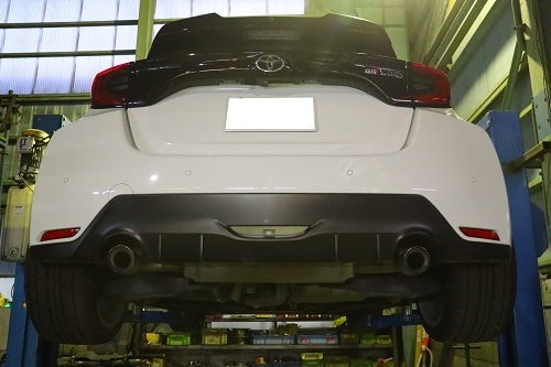 トヨタ GRヤリス ワンオフマフラー 【型式：MXPA12】 | ワンオフ製作事例 | SUXON RACING