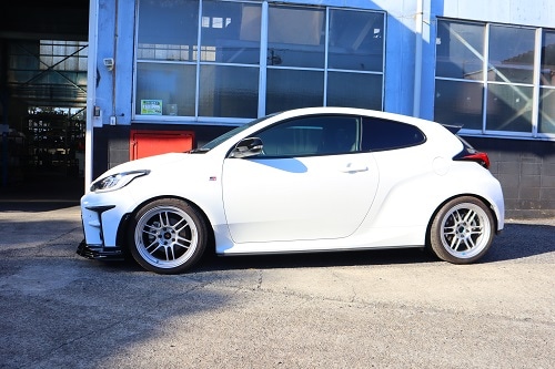 トヨタ GRヤリス ワンオフマフラー 【型式：MXPA12】 | ワンオフ製作事例 | SUXON RACING