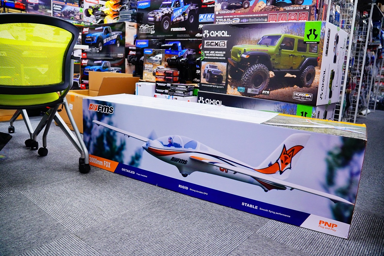 【取り寄せ】【納期要確認】 FMS 3000mm Fox Aerobatic EP Glider PNP 品番SKU: FMS107P ...