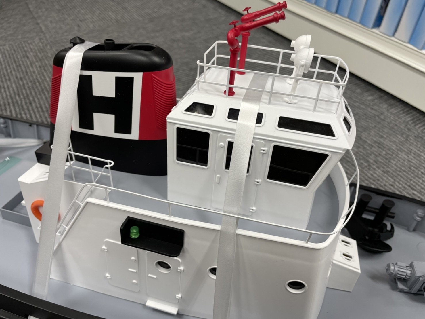 【在庫即納】Horizon Hobby ホライズン ハーバー 30 インチタグボート RTR Horizon Harbor 30-Inch Tug Boat RTR Pro Boat ...