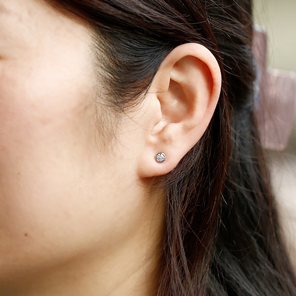 ダイヤモンド ピアス 0.5ct(Total) D～F VS2 3EX H&C プラチナ 中央宝石研究所 鑑定書付 【R】｜ダイヤモンドネックレス・ダイヤピアス【エメットジュリー ...