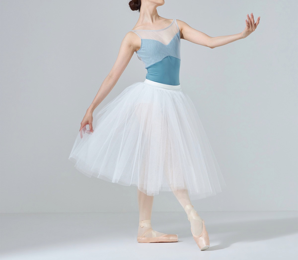 【Chacott】ストレッチロマンティックボン 0002 MRサイズ 在庫品 即出荷可能の商品詳細 | バレエ・ダンス用品店 赤い靴