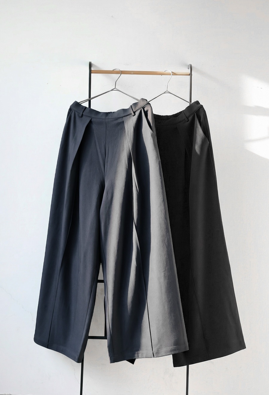 タック ワイドパンツ レディース ストレート ロング 送料無料・メール便不可 | LADIES ALL ITEM | | antiqua公式サイト