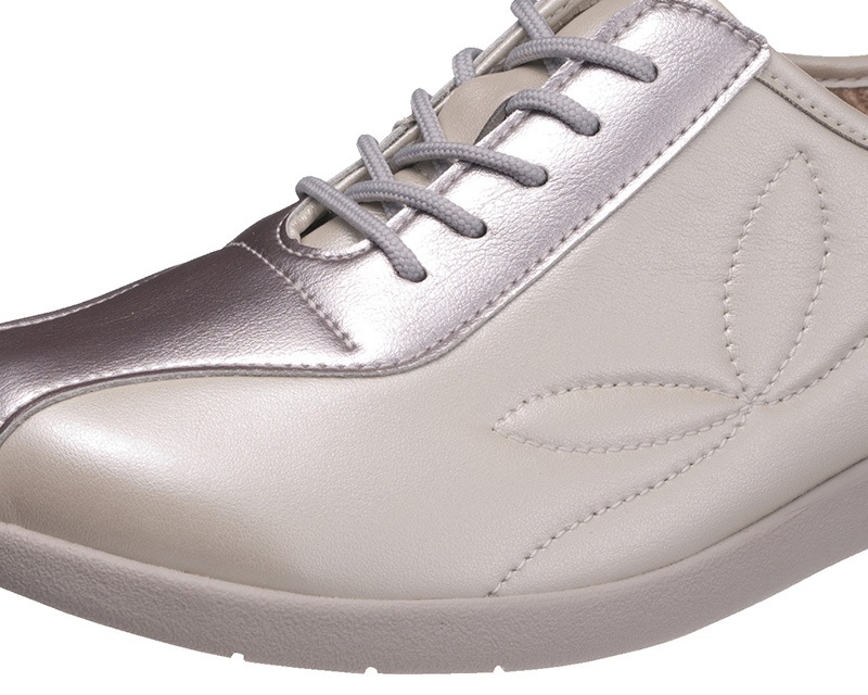 【30%OFF!】快歩主義 L135 アイボリー | SALE | アサヒシューズ公式通販サイト｜WEBストア