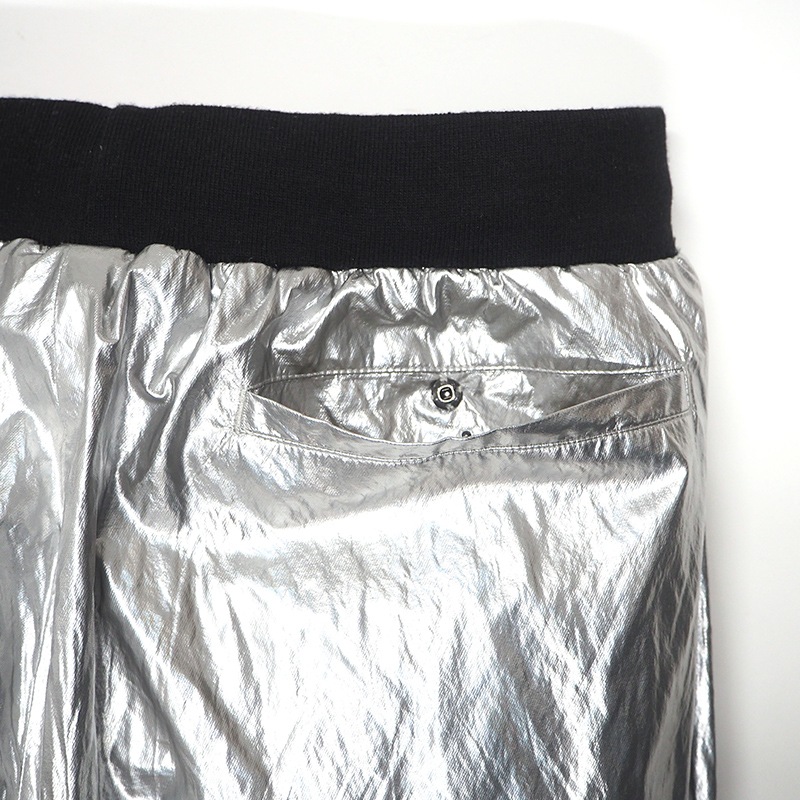 SILVER NYLON PANTS | BAGARCH
