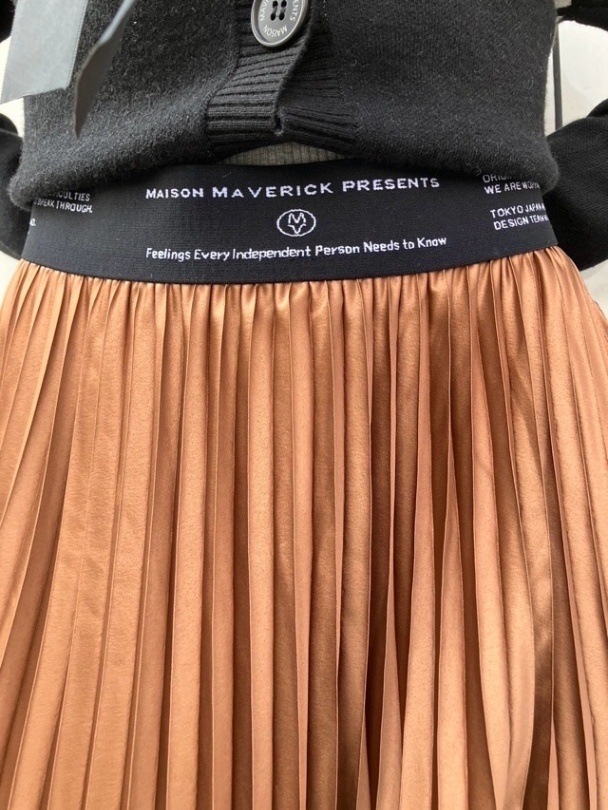 MAISON MAVERICK PRESENTS サテン プリーツスカート MM5042 BR/BL/SV メゾン マヴェリック プレゼンツ ...