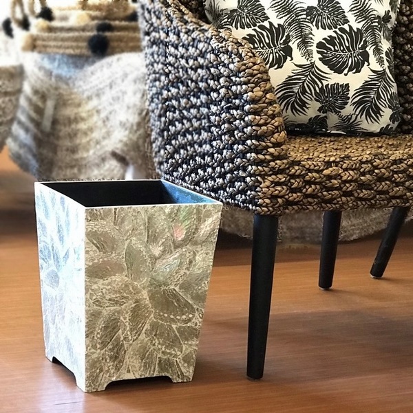 パールシェル 小物入れ【オーロラブラック】【パールホワイト】／シェルのダストボックス／30.5cm | 小物入れ | アジアンライフスタイル ...