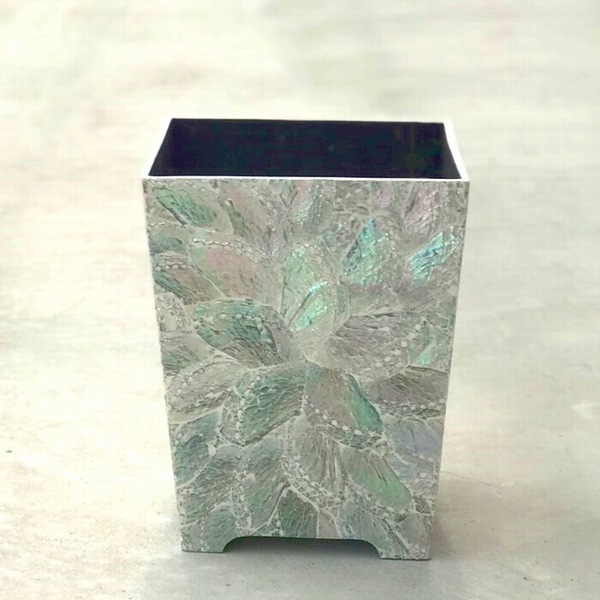 パールシェル 小物入れ【オーロラブラック】【パールホワイト】／シェルのダストボックス／30.5cm | 小物入れ | アジアンライフスタイル ...