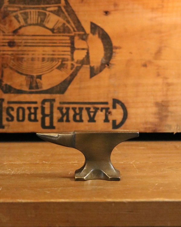 Miniature Brass Anvil｜ミニチュアサイズの真鍮製アンビル