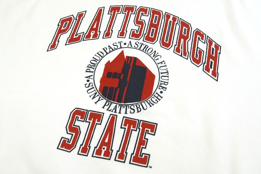 90's RUSSELL ATHLETIC ''PLATTSBURGH STATE'' 3段プリント 前Vスウェット 表記(XXL) USA製 ...