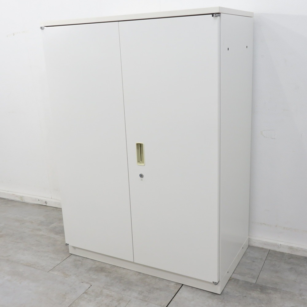 ITOKIイトーキ シンライン HTM-109HSS-W9 両開き書庫 ホワイト 観音開き書庫 キャビネット 鍵付 3段 収納庫 YH10583-1 中古オフィス家具 配送サイズ300