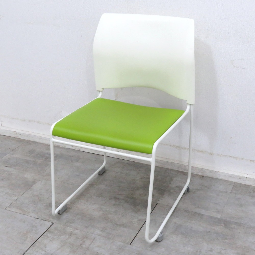 中央可鍛 JA-27 スタッキングチェア グリーン 連結 肘無し 会議椅子 セミナー 講演 待合室 ミーティングチェア YH11415 中古オフィス家具 配送サイズ200
