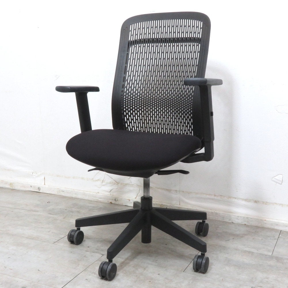PLUS プラス Try トライチェア KC-TR-SE 肘付きオフィスチェア 黒 事務椅子 パソコンチェア ハイバック メッシュ YH12438 中古オフィス家具 配送サイズ250