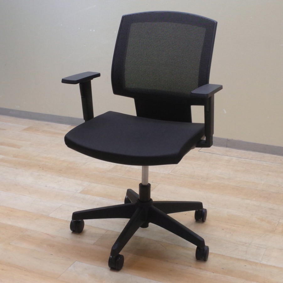 JOINTEX GX70 肘付きオフィスチェア ブラック 事務椅子 パソコンチェア 上下昇降 ワーク メッシュ 布張り 在宅 KK12654 中古オフィス家具 配送サイズ220