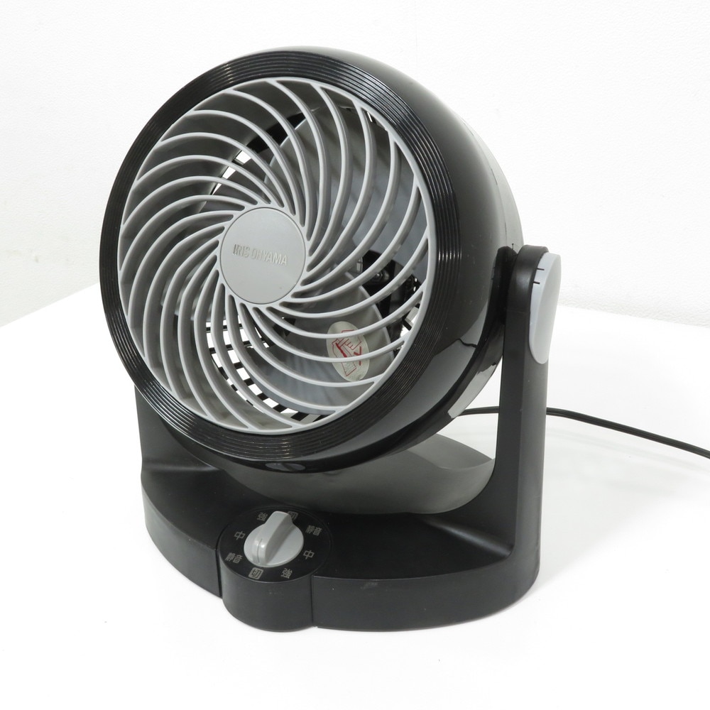 【節電タイプ】アイリスオーヤマ サーキュレーター PCF-HD15N-B ブラック 扇風機 サーキュレーター 空調 空気循環 静音 8畳 ファン YH12551 中古配送サイズ100