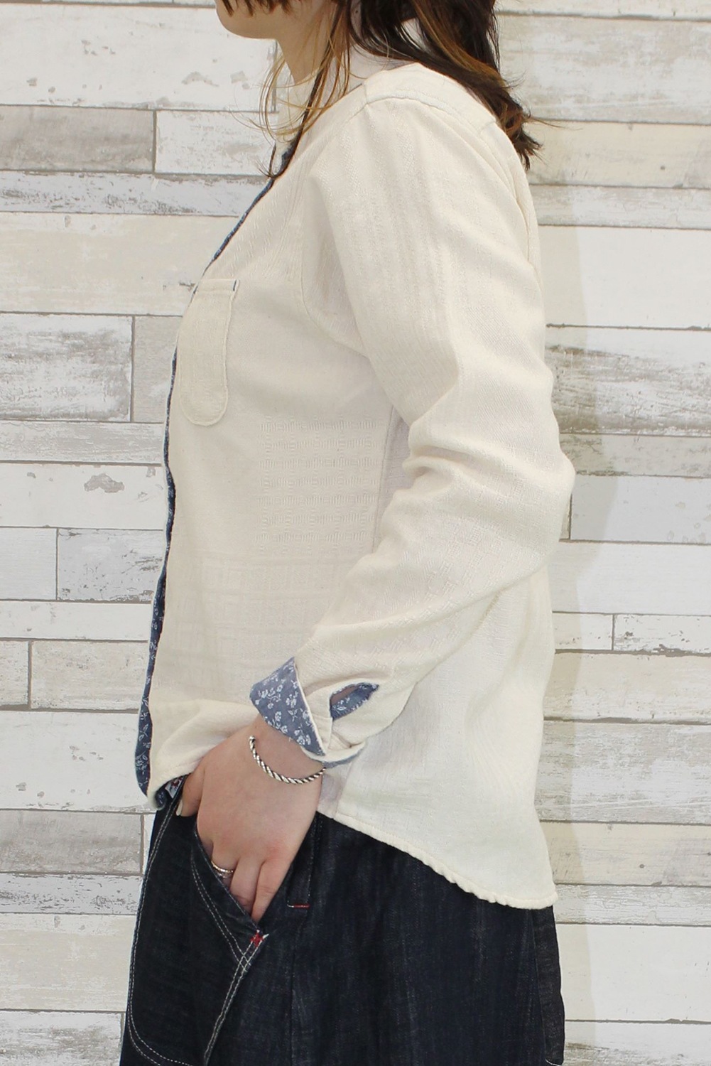 【Blue Trick】 裾ラウンドブラウス (インディゴ・キナリ）（レディース） | シャツ | BlueTrick（ブルートリック）公式 ...