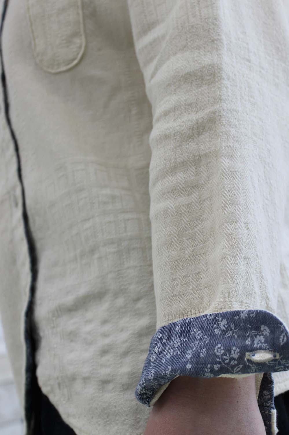 【Blue Trick】 裾ラウンドブラウス (インディゴ・キナリ）（レディース） | シャツ | BlueTrick（ブルートリック）公式 ...