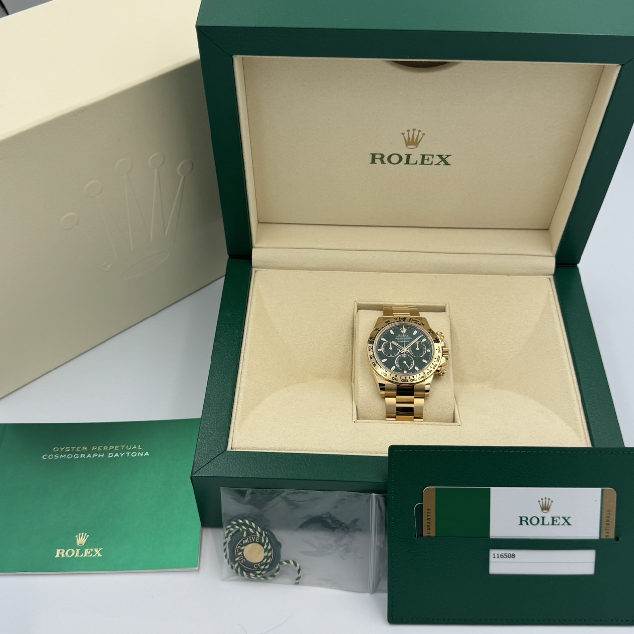 ROLEX (ロレックス) コスモグラフデイトナ 116508 グリーン K18YG 中古美品 心斎橋店 CAT-537 | ROLEX ...