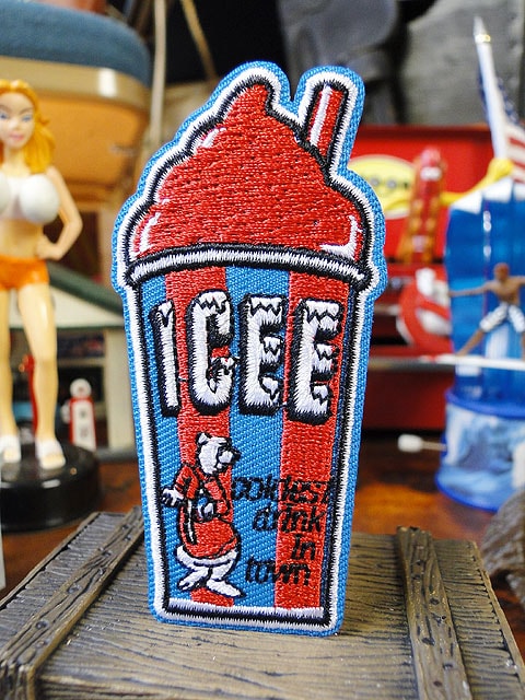 ICEE アイシー オフィシャルワッペン （フローズン/レッド）の通販・販売 | アメリカ雑貨のテーマパーク！キャンディタワー