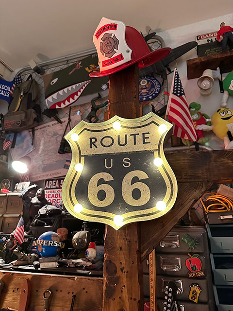 アメリカンクラシック ルート66 LEDロードサイン （ROUTE66）の通販・販売 | アメリカ雑貨のテーマパーク！キャンディタワー