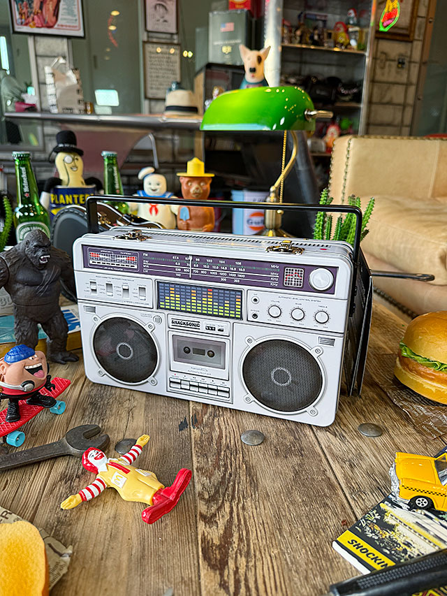 SUCK UK ラジカセ ブームボックス ランチボックスの通販・販売 | アメリカ雑貨のテーマパーク！キャンディタワー