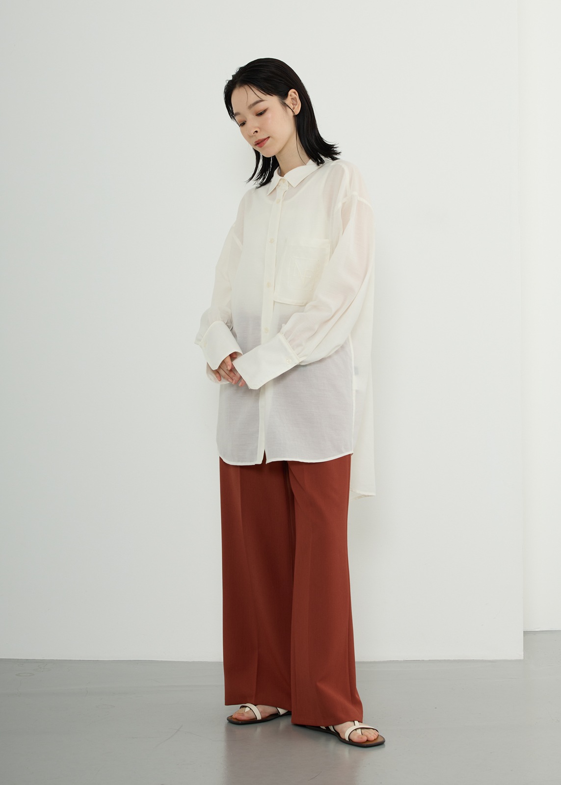 【neuf cent neuf】 エンブレムシアーブラウス | BRAND,neuf cent neuf | Cour Carre an ...