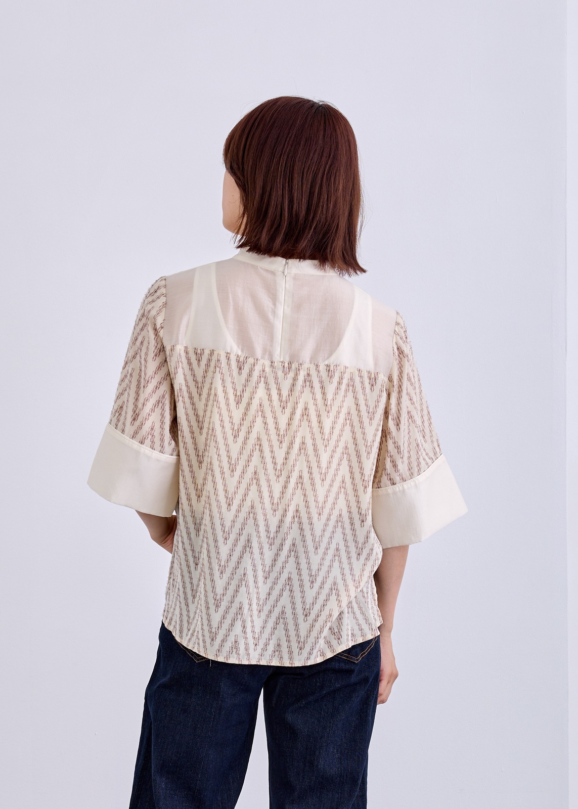 【neuf cent neuf】シェブロンフォイルカットジャカード ブラウス | ALL | Cour Carre an ONLINE STORE