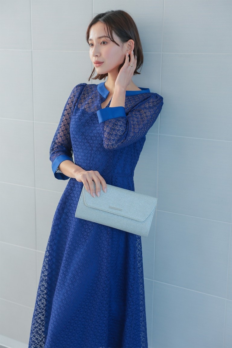 ジオメトリックレースドレス ブルー/M｜結婚式のパーティードレスならレンタルドレスClassy
