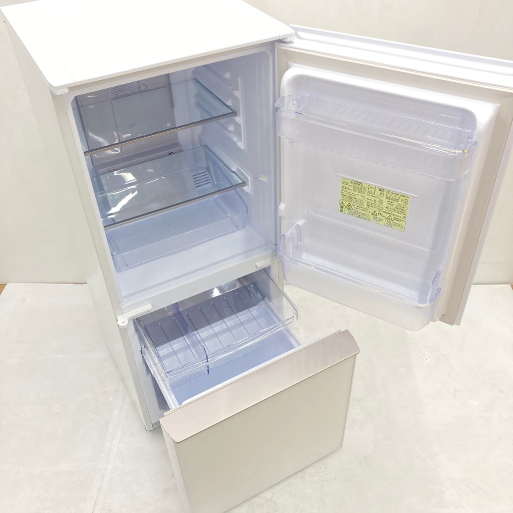 中古 137L ガラスドア 2ドア冷蔵庫 シャープ SJ-GD14E-W 2019年製 つけかえどっちもドア 自動霜取りファン式 6ヶ月保証付き