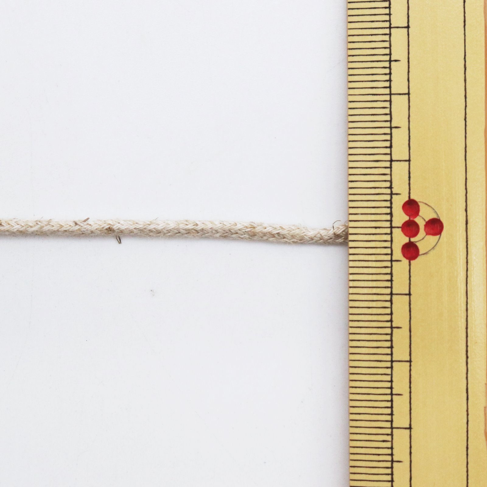 麻紐 直径3mm T-140（50cm単位） | 手芸センタードリーム公式通販サイト