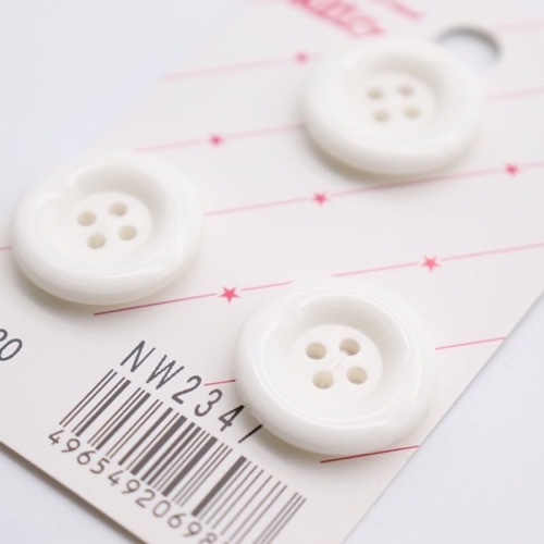 カードボタン NW2347 ホワイト 20mm 3個入 | 手芸センタードリーム公式通販サイト