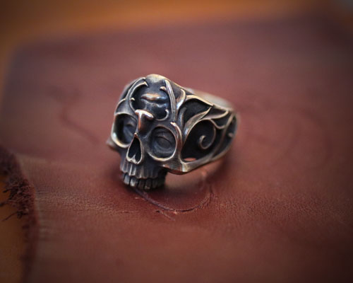[LIVE⇔EVIL]Skull Ring -BRASS | RING | Accessorys -Dirty Daze Daddy-