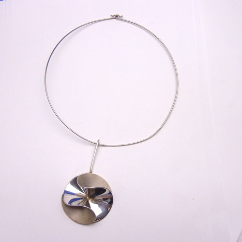 sold-Alton （アルトン）design Per Dirk スワイヤル ペンダント
